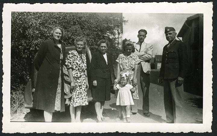 Julea Syversdatter Fjæstad (Holen)